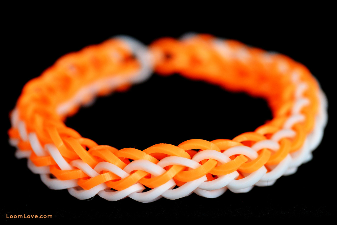 How to Make a Rainbow Loom Frilly Braid